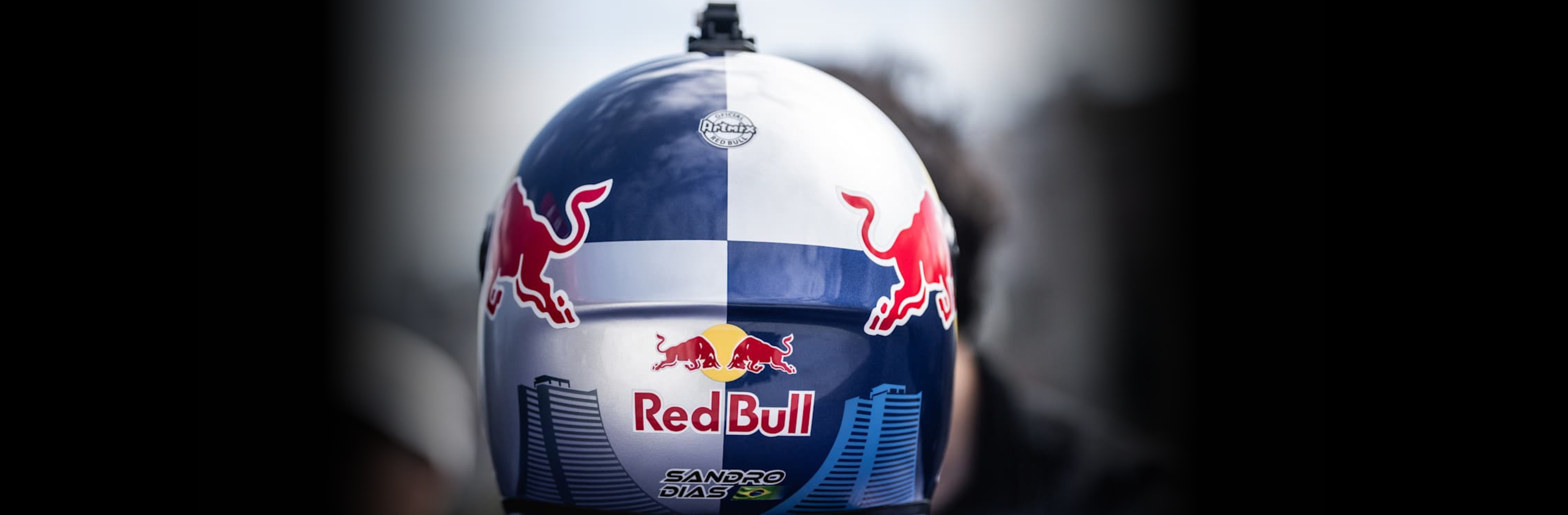 Red Bull Building Drop: Mineirinho e a aula de marketing radical